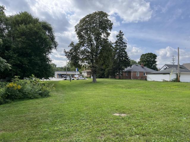 3814 S Kinnickinnic Ave, St. Francis, WI 53235 | MLS #1944 | Compass