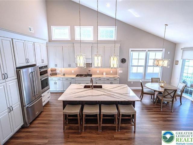 3814 Victors Way, Easton, PA