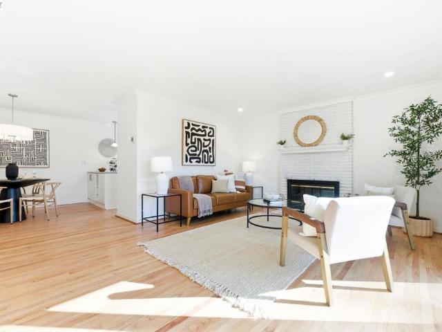 38157 Parkmont Dr