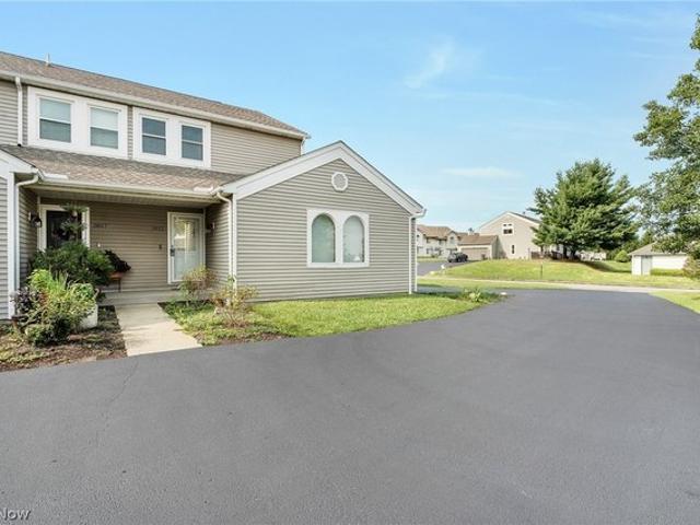 3815 Mercedes Pl, Canfield, OH 44406