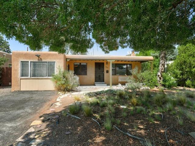3815 Anderson Ave SE, Albuquerque, NM 87108