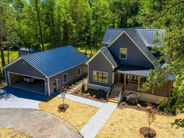 3815 Blakely Way, Efland, NC 27243