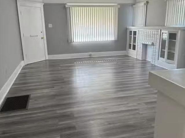 3815 E 4th St, Long Beach, CA 90814