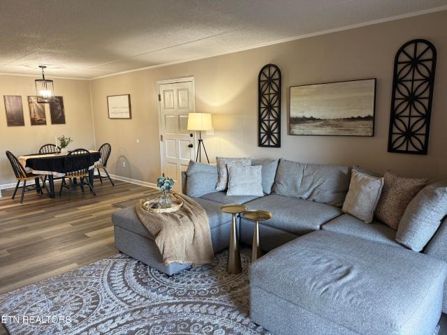 3815 E Parkway Pkwy APT 13