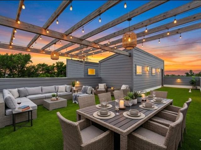 3815 Elysian St, Houston, TX 77009