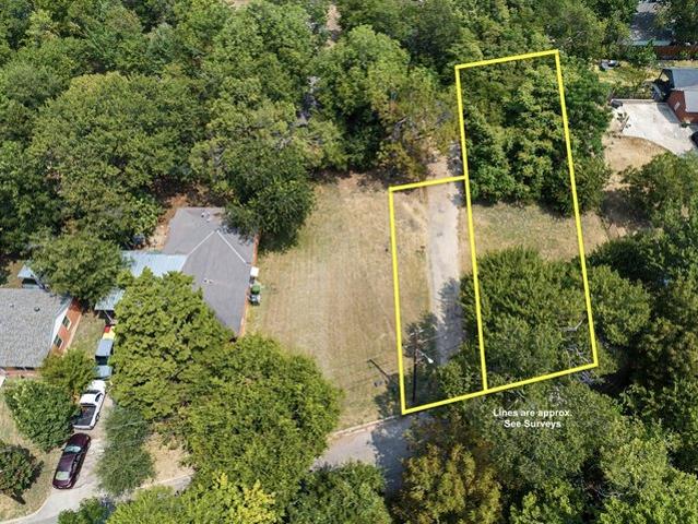 3815 Higgins Ave, Cockrell Hill, TX 75211