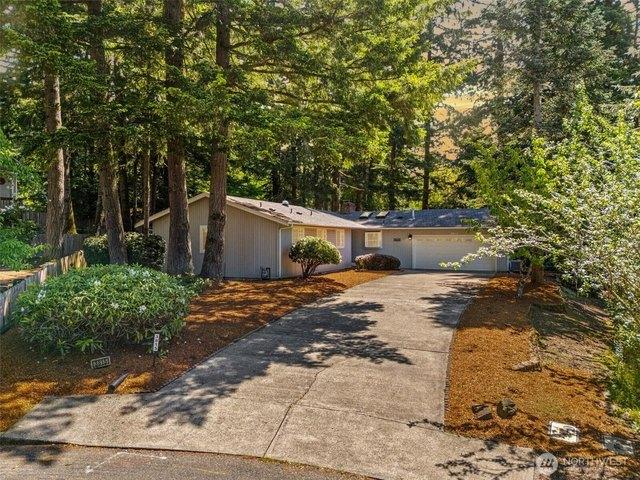 3815 Hillview Ct NW, Olympia, WA 98502