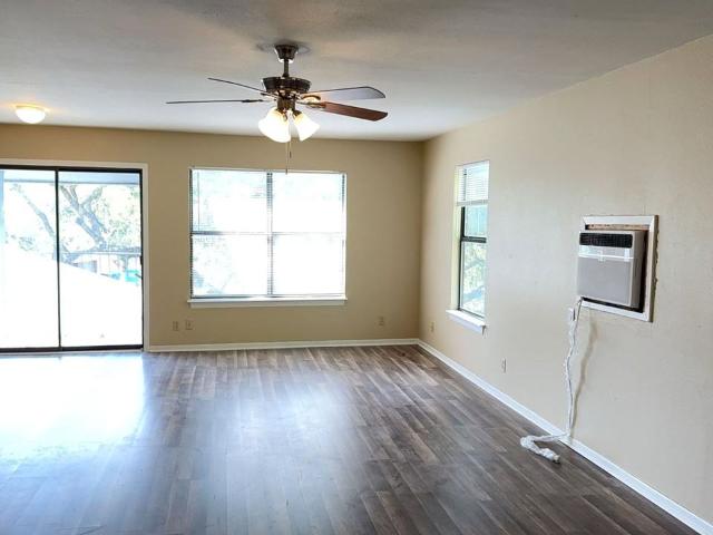 3815 Ridgeline 1 Bedroom Apartment for Rent at 3815 Ridgeline Dr, San Antonio, TX 78228 Sunshine Estates
