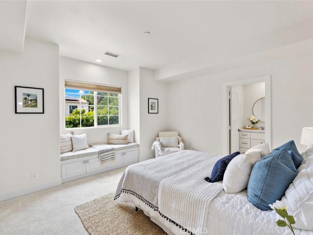 3815 Vista Blanca, San Clemente, CA 92672 | MLS #OC26118
