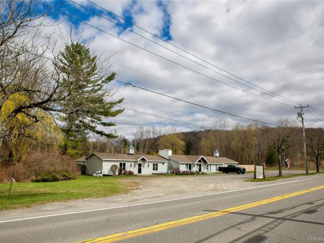 3815 3 Route 44