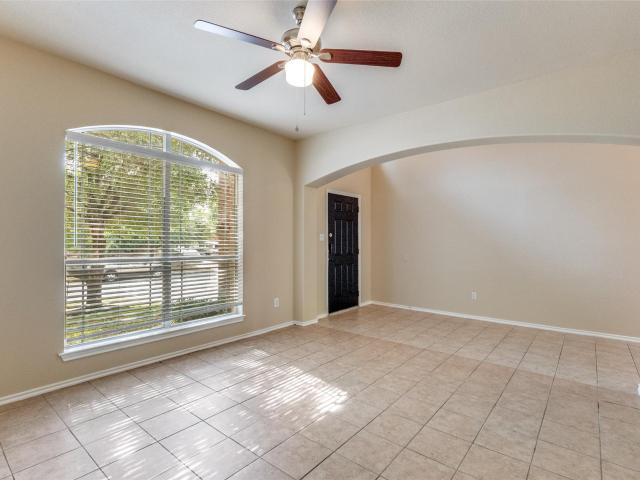 3816 Bandice Ln