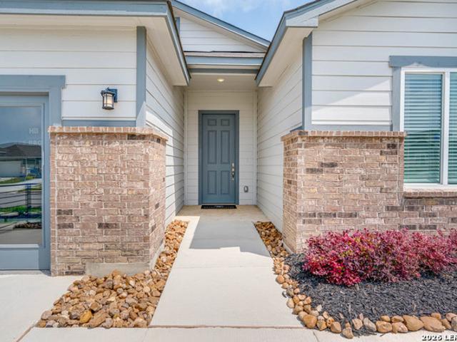 3816 Donald Dr