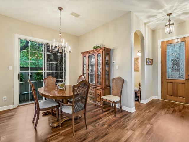3816 Gaines Ct