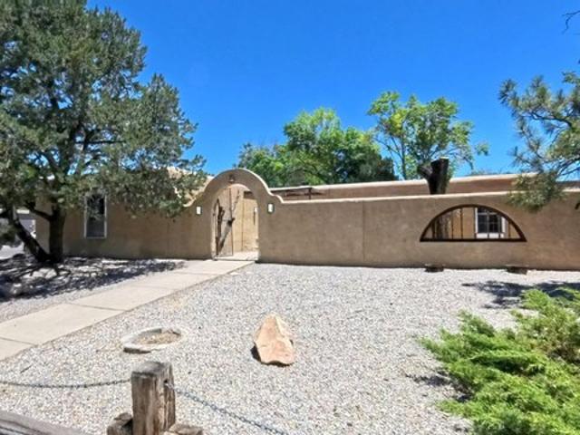 3816 Pennsylvania St NE, Albuquerque, NM 87110