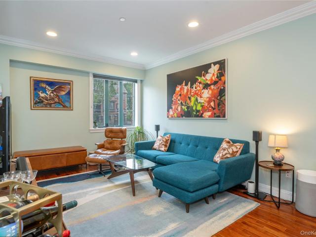 3816 Waldo Avenue 3A