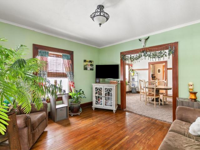 3816 3rd Street