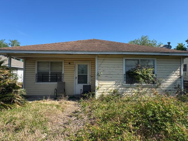 3817 Mohawk Street