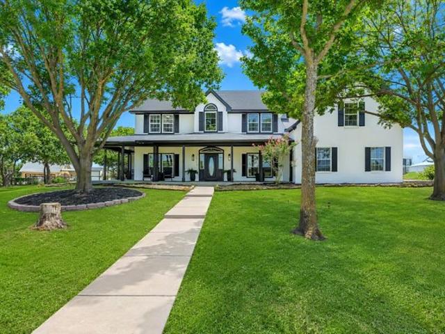3817 Ganzer Rd W, Denton, TX 76207