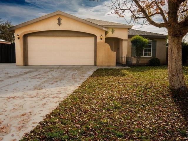 3817 Harris Rd, Bakersfield, CA 93313