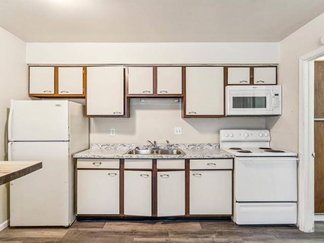 3817 Lippincott Apt 13 Boulevard