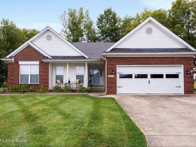 3817 Stone River Ct, Jeffersontown, KY 40299