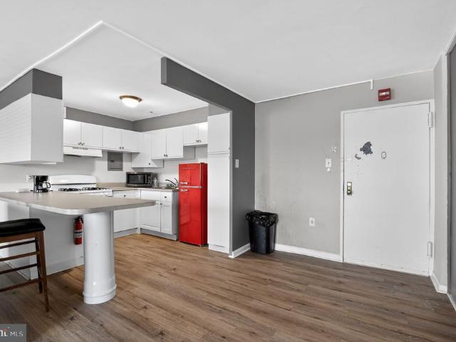 3817 Ventnor # 304