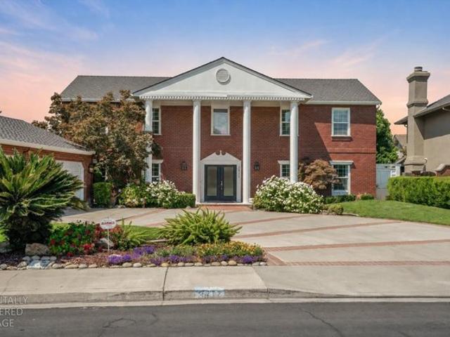 3817 Viader Dr, Modesto, CA 95356