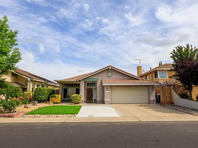 3817 Wilkesboro Ave, Modesto, CA 95357