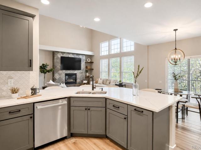 3818 Mallard Drive