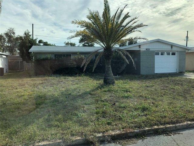 3818 Cherrywood Dr, Holiday, FL 34691