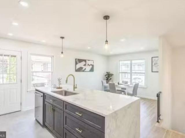 3818 Lawrence Ave, Kensington, MD 20895 MLS MDMC2174764