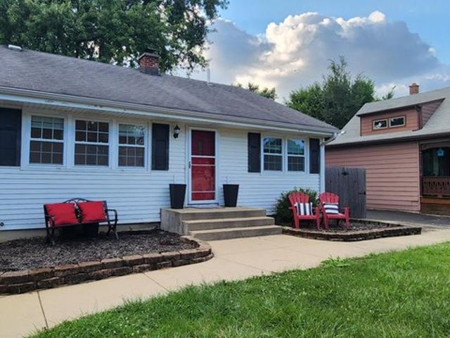 3818 Liberty Blvd, Westmont, IL 60559