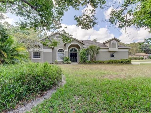 3818 Redwood Dr Ct, Land O Lakes, FL 34639