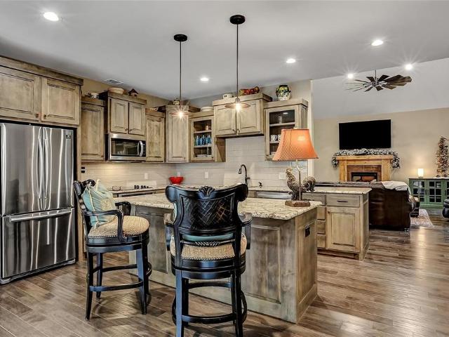 3818 Sumner Court