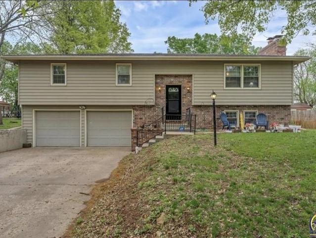 3818 SE 23rd Ter, Topeka, KS 66605