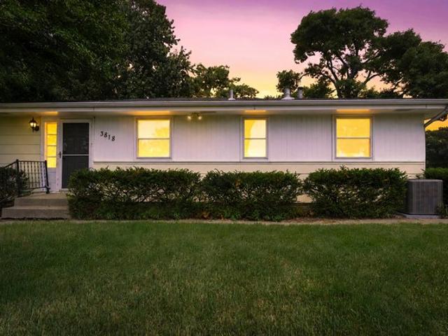 3818 W 103rd St, Bloomington, MN 55431