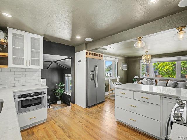 3818 W Alice Place