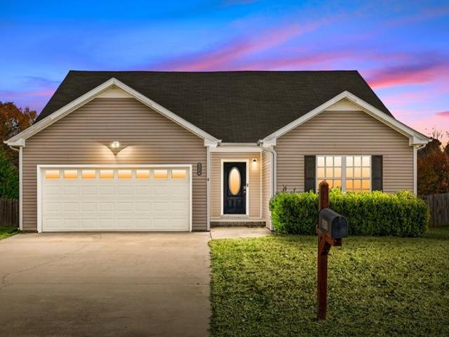 3819 Maliki Dr, Clarksville, TN 37042