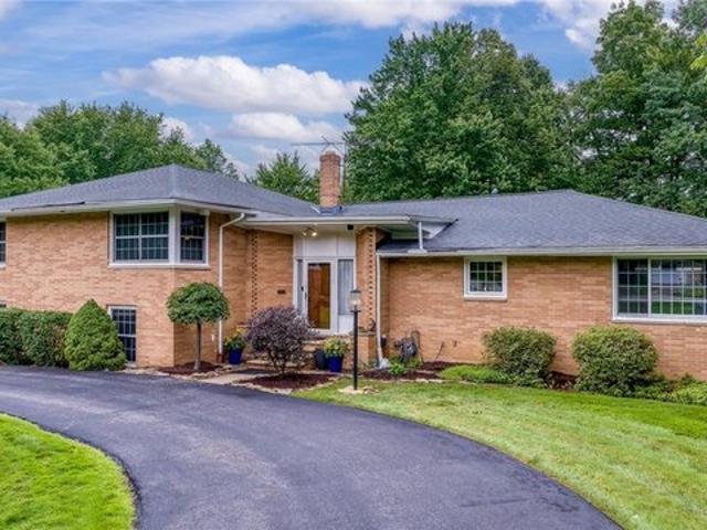 3819 Brainard Rd, Woodmere, OH 44122