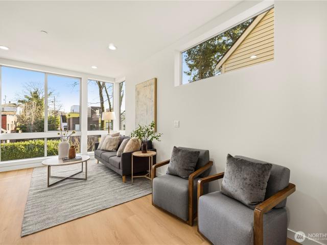3819 C Fremont Ave N, Seattle, WA 98103 | MLS #2494 | Compass