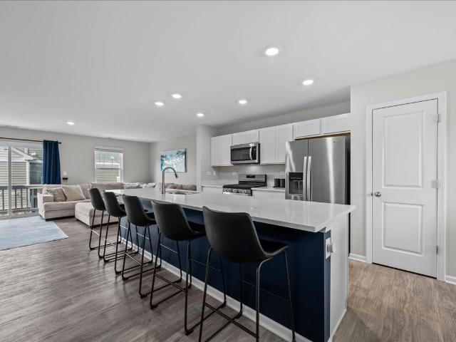 3819 Honeysuckle Lane