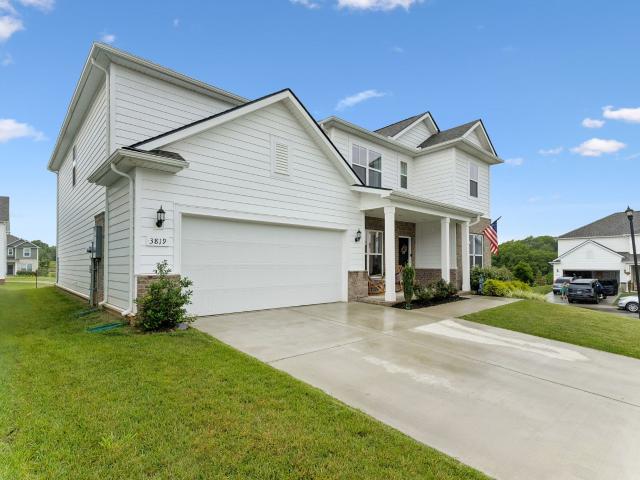3819 Lantern Ln