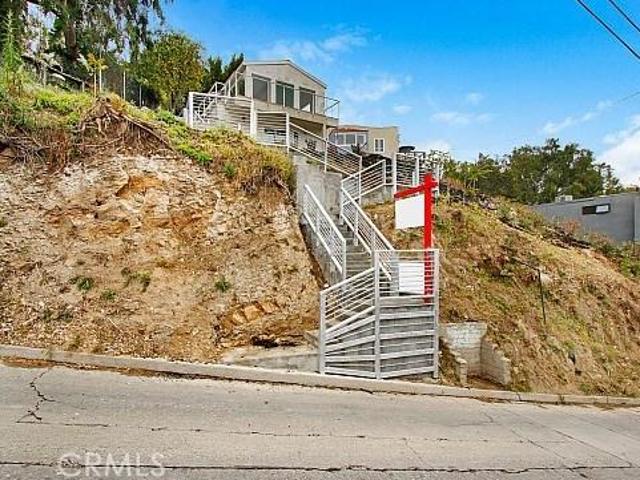 3819 Sunset Dr, Los Angeles, CA 90027