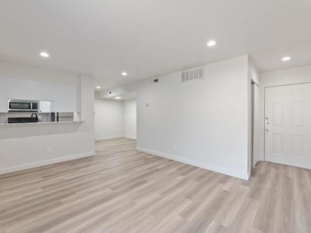 3819 Southway Dr Apt 106, Austin, TX 78704