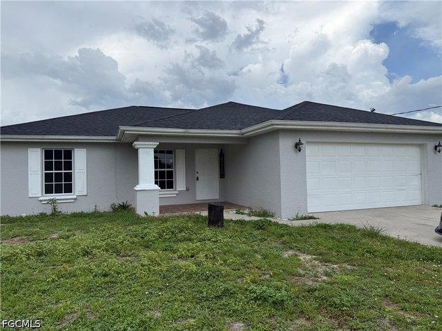 3819 24th St W, Lehigh Acres, FL 33971