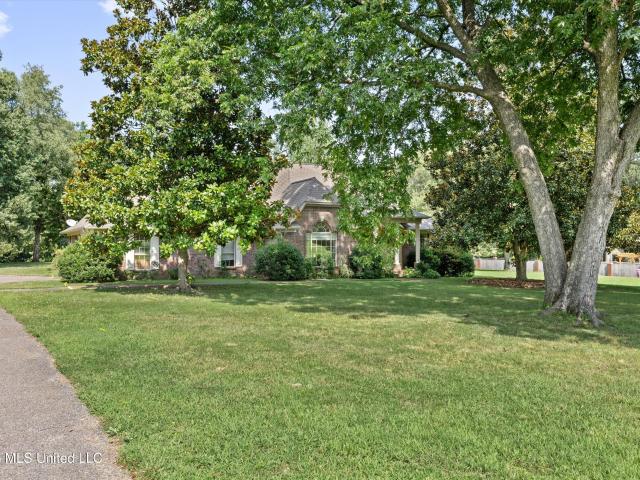 3810 Meadow Creek Drive
