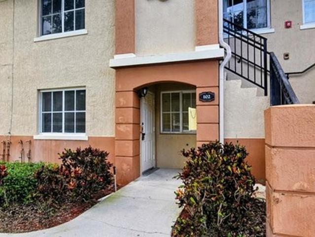 3810 N Jog Rd Apt 102, Royal Palm Beach, FL 33411
