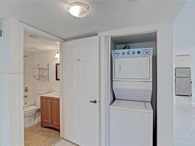 3810 N Jog Rd, Unit 106, West Palm Beach, FL 33411 | MLS #B26020