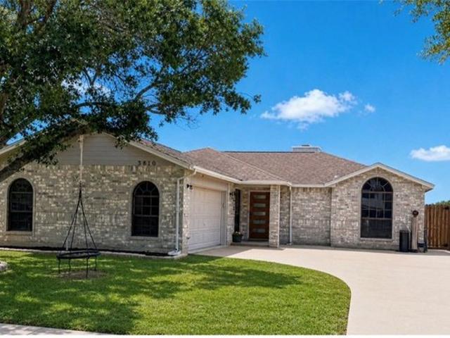 3810 Dunstain St, Corpus Christi, TX 78410