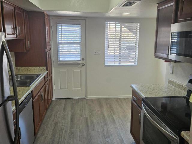 3810 E EARLL Drive # 103A